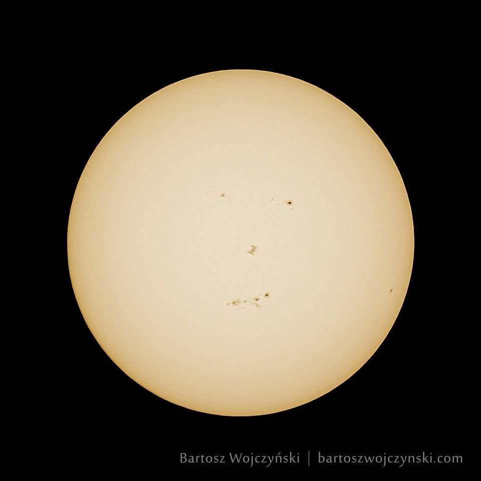 ISS TRANSIT FINDER: See the International Space Station in front of the ...