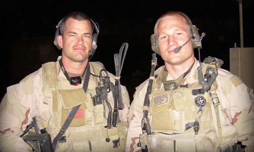 Extreme Ownership: How US Navy SEALS Lead and Win Product Information ...